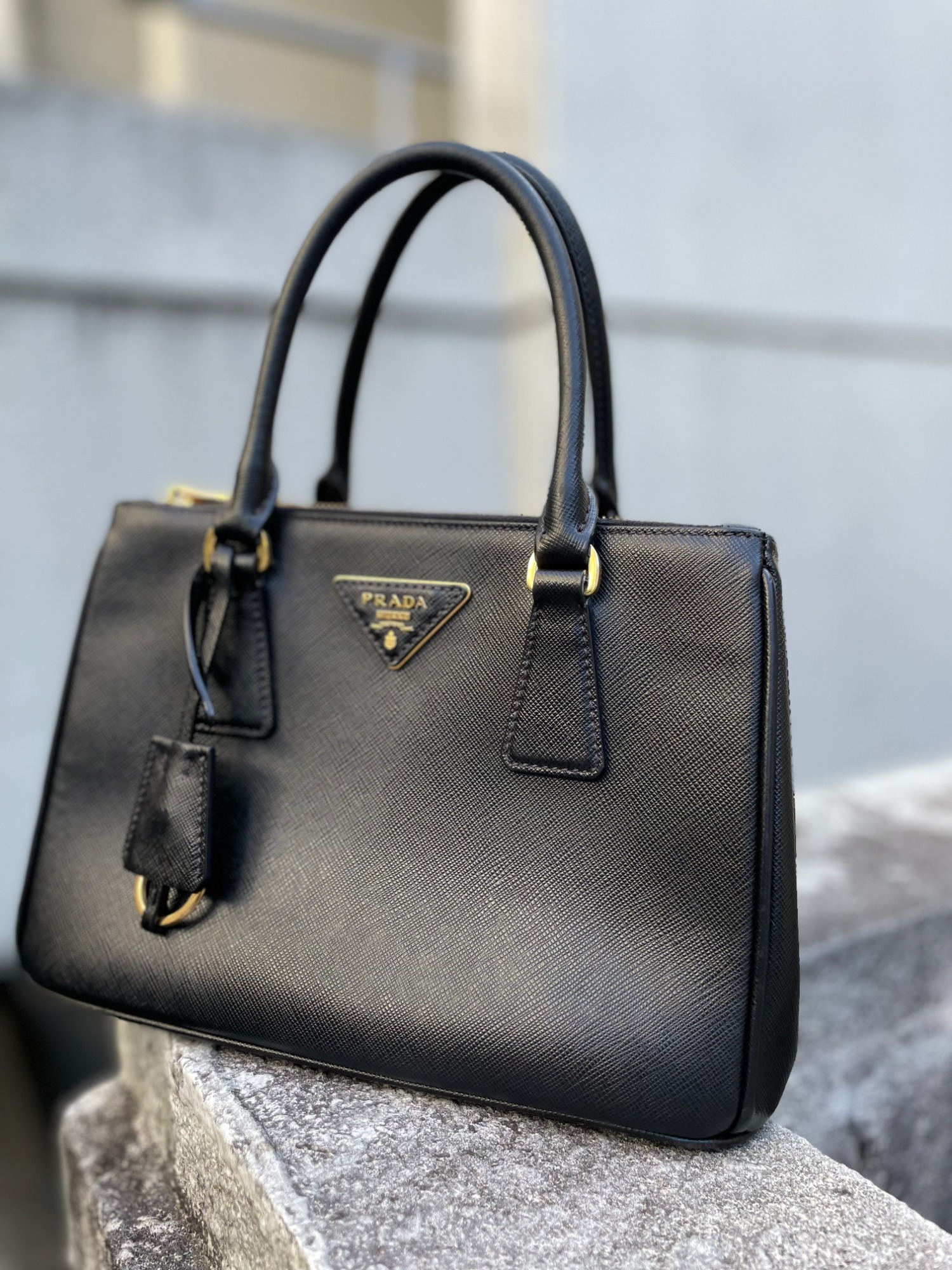 PRADA より SAFFIANO LUX GALLERIA が入荷しましたので紹介致します！[2023.11.09発行]｜トレファクスタイル ...