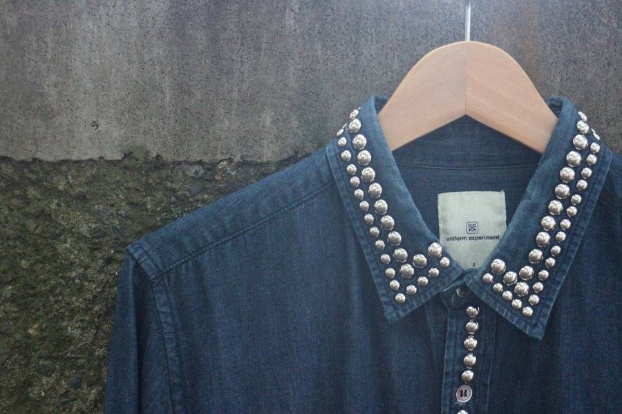 スタッズ好きにオススメしたい！uniform experiment COLLAR STUDS DENIM SHIRT[2016.07.15発行 ...