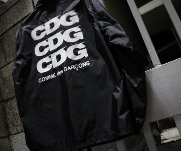 話題を集めたコーチジャケット COMME des GARCONS 話題を集めたコーチジャケット COMME des GARCONS